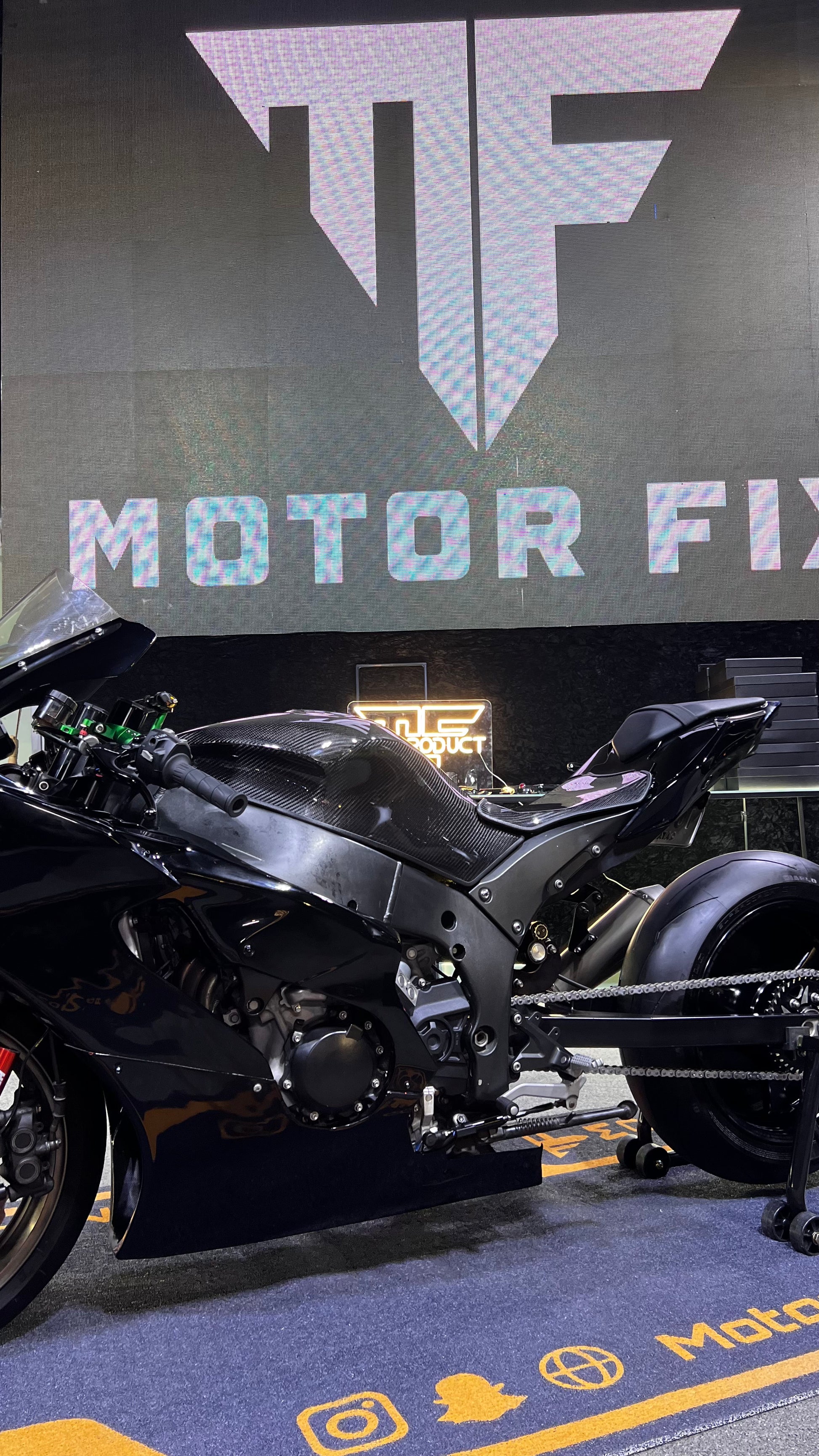 2016+ Kawasaki ZX10R/RR Carbon Seat – Motorfix